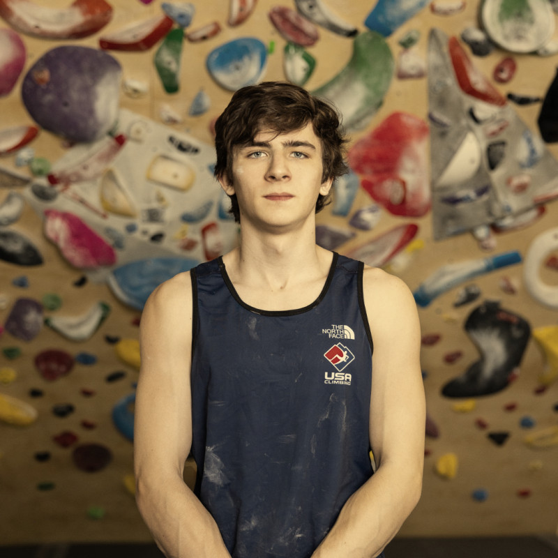 해연갤 - 세계신기록 세운 클라이밍 쌀국 국대 티모시닮았다길래 찾아봤는데